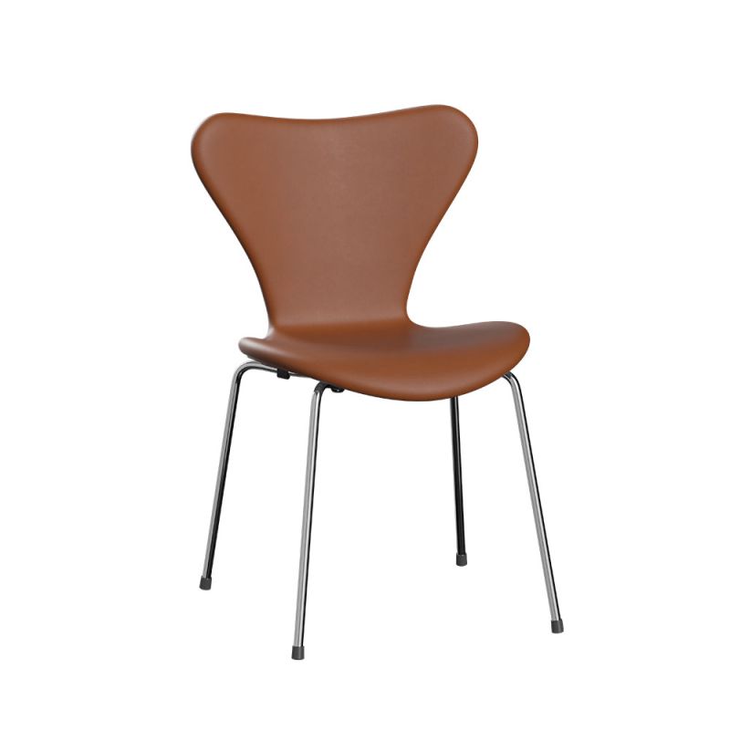 Den ikoniske Syver Stol 3107 af Arne Jacobsen - Køb den her