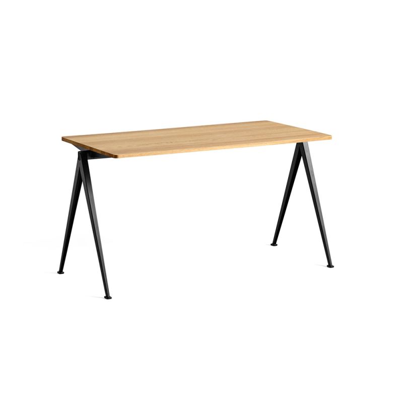 Hay Pyramid Table 01 - Robust og tidløst skrivebord. Køb det her!
